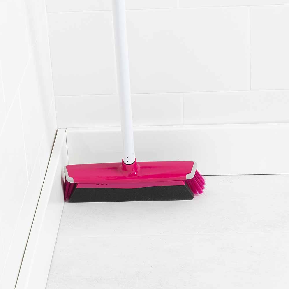 Kleeneze Pet 2 in 1 Foam Broom | Wilko