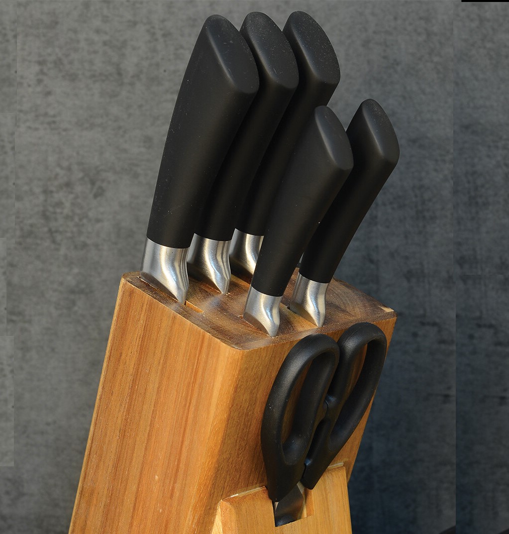5 Piece SS Knife Set with Wood Block | Wilko