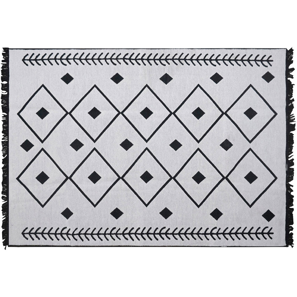 Evu Ahanu Reversible Rug 160 x 230cm | Wilko